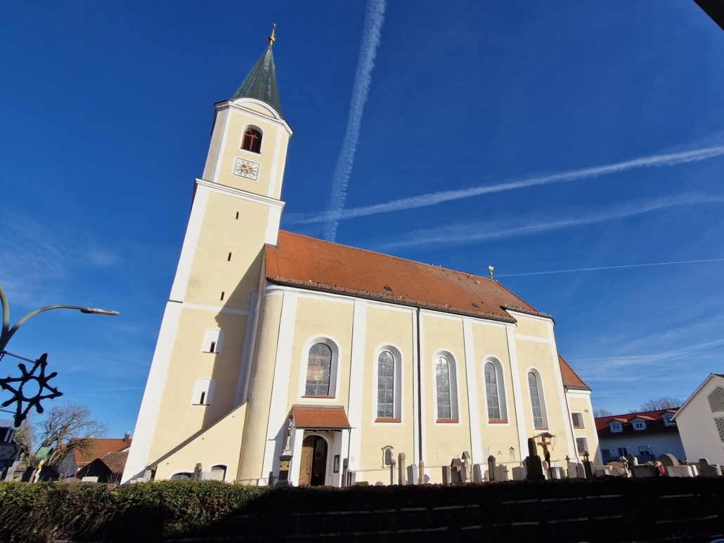 Glonn - Kirchturm St. Johannes der Täufer - Büchertürme